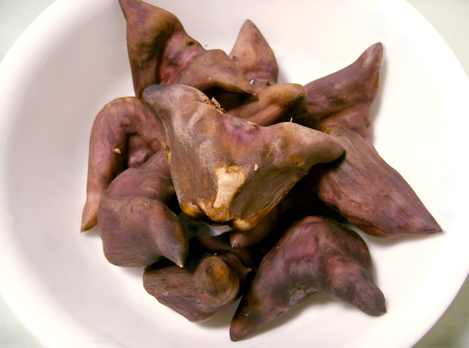 菱の実（ひしのみ）の旬と英語表記｜【Water caltrop】